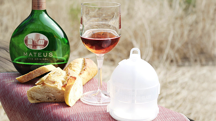 OUTDOOR WINE GLASS by JL Magic – The Magic Box